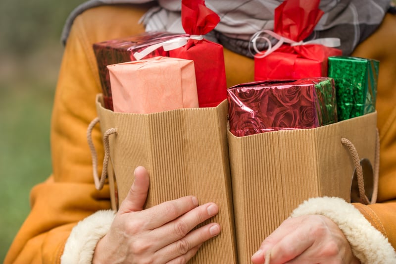 13 Holiday Ideas for Your Custom Store Fixtures